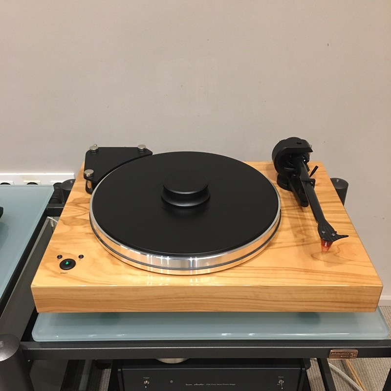 Project Xtension 9 + Ortofon 2M Bronze